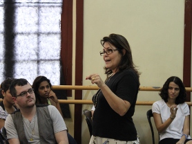 SECULT - Com mais de 30 anos de experiência, Beth Filipeck impressiona ...